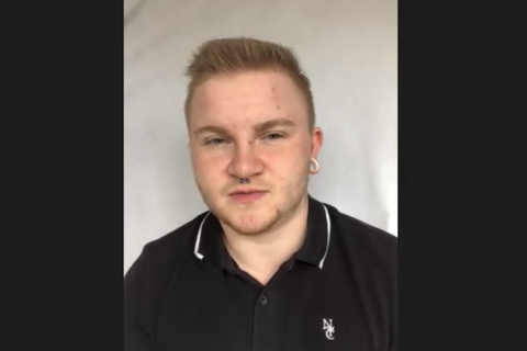 Transgender: "Ich habe mich in die Rolle des Mädchens pressen lassen"